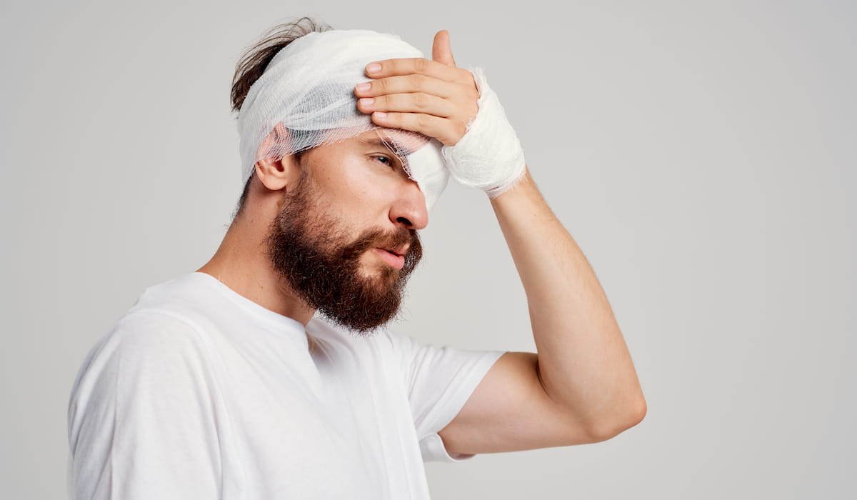 9 Most Common Surfing Injuries - Paddle Zen