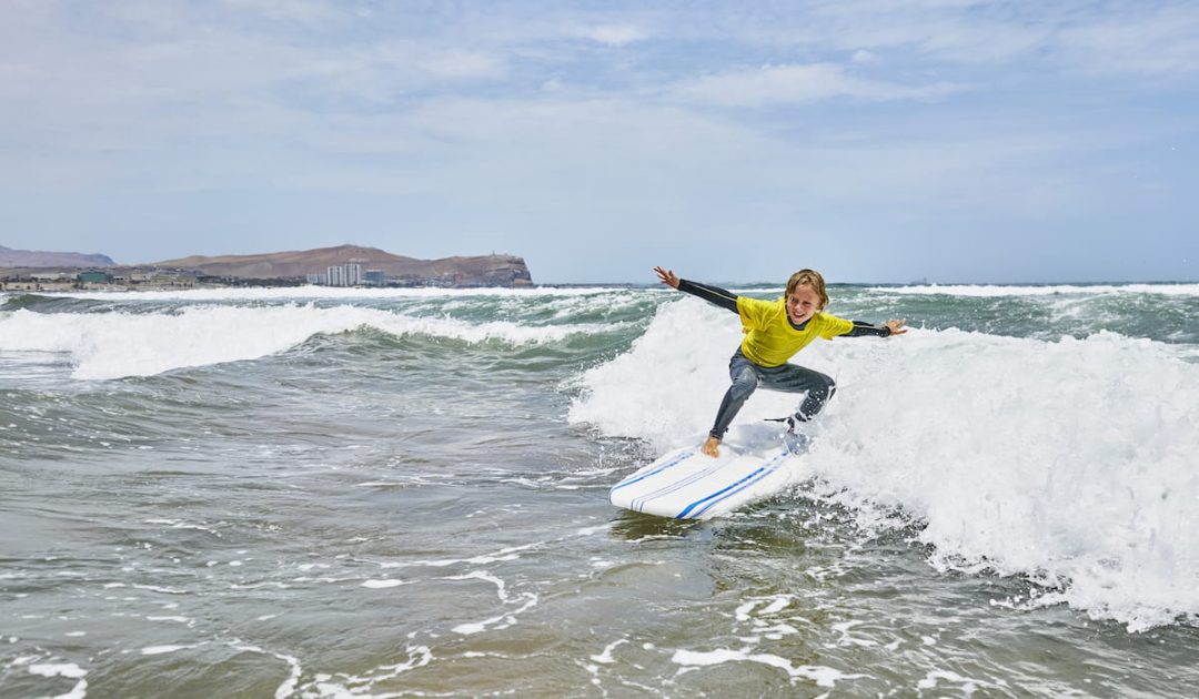 7 Best Surfboard for Kids - Paddle Zen